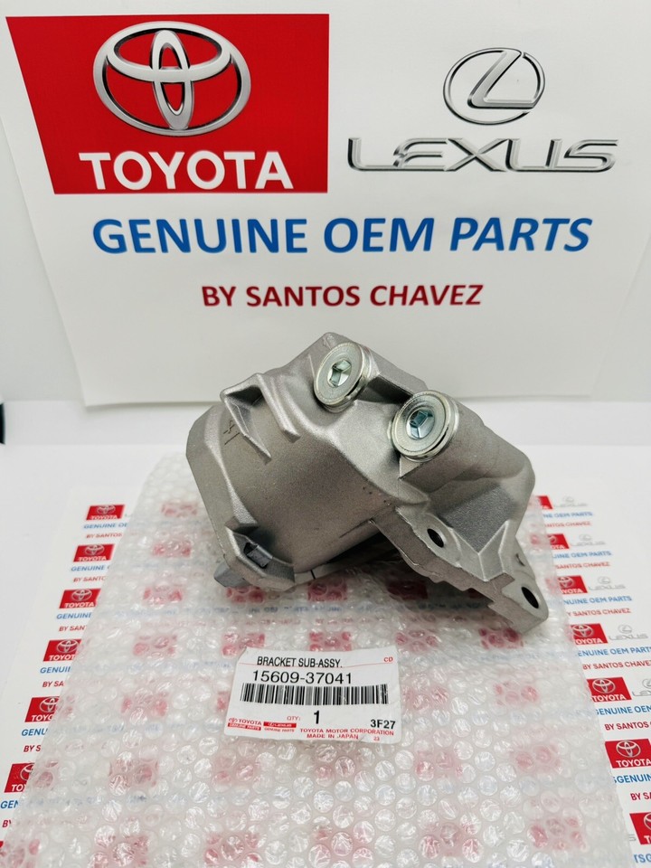 Toyota Engine Oil Filter Housing + Oil Filter Element Genuine OEM 15609 ...