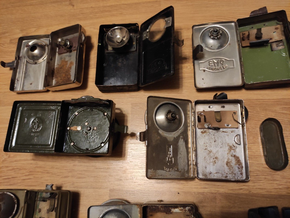 LOT OF 11 VINTAGE POCKET FLASHLIGHT SIGNAL TORCH LIGHT LAMP LANTERN ...