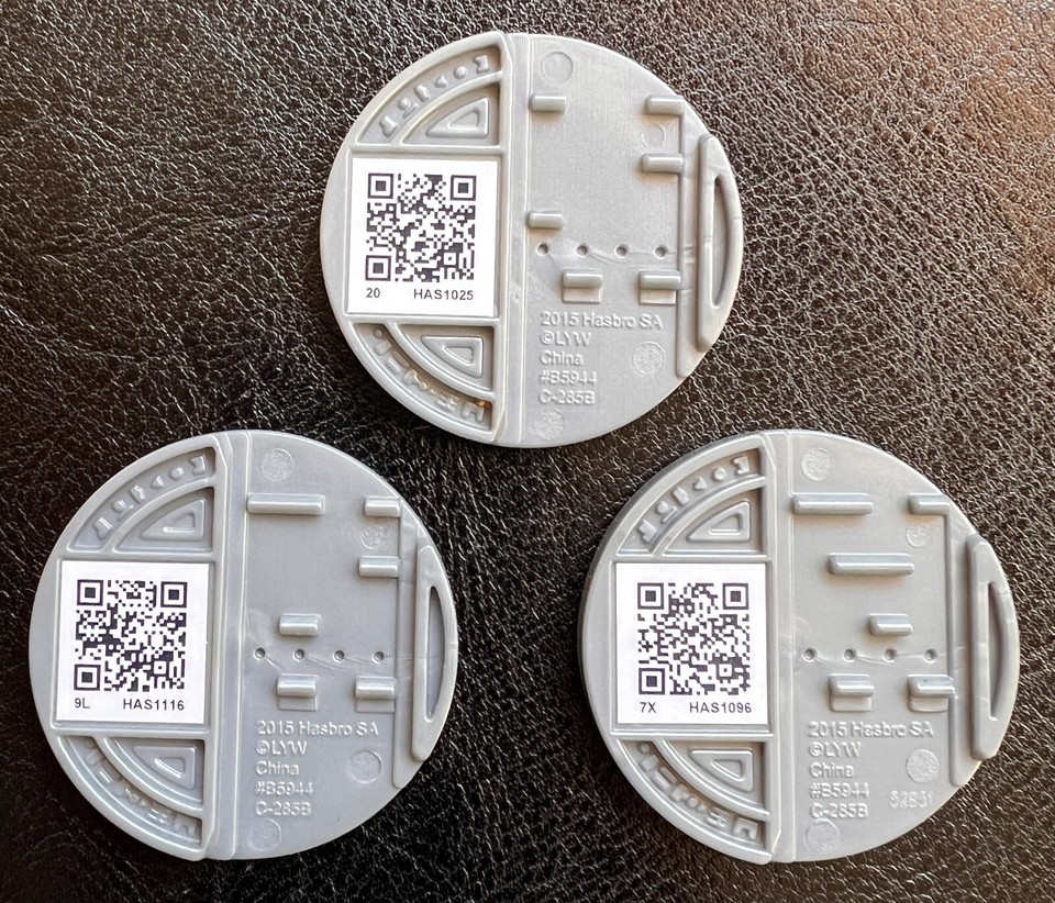 YoKai Watch 3 Medals Bundle Cruncha 1025, Walkappa 1096, Hungramps 1116 ...