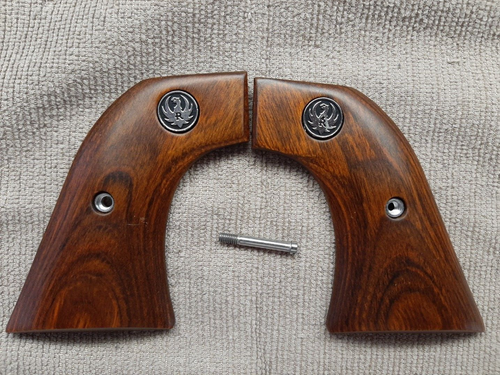RUGER SUPER GRIPS, complete with screw (4 pair available) | eBay
