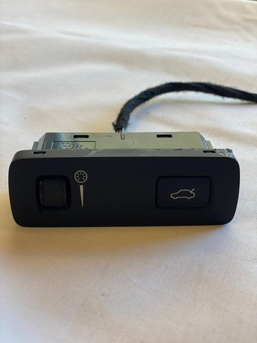 31376510 Volvo Tailgate Opening Switch | eBay