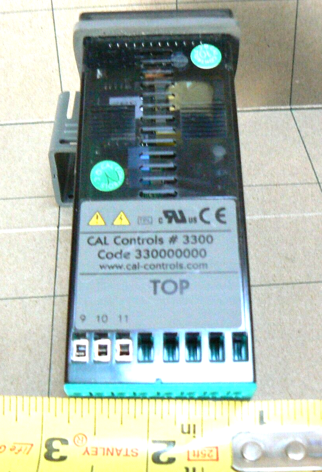 CAL Controls 330000000, 3300 ,Temperature Controller , 100-240Vac ...