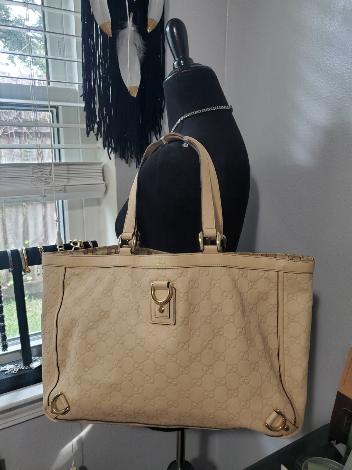 Authentic Gucci Guccissima Shoulder Tote Bag Beige Le… - Gem