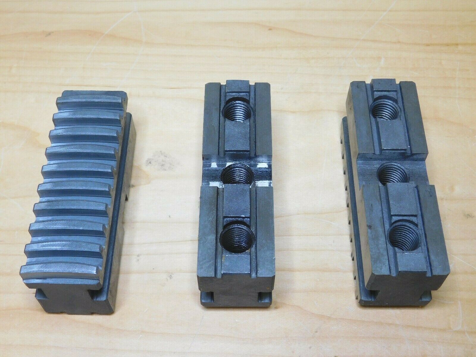 Gibraltar Master Jaws Tongue & Groove 16" Max Chuck Diam Comp Qty 3 Pcs ...