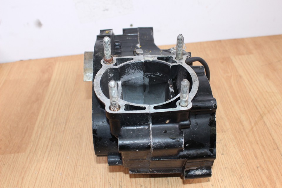 1979 YAMAHA YZ400 Engine Cases / Crankcase Motor Case | eBay