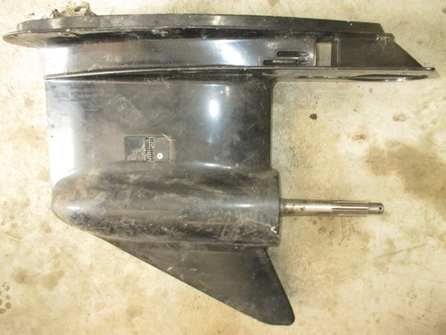 Johnson Evinrude 150-175hp 2 stroke outboard SEI lower unit housing 90 ...