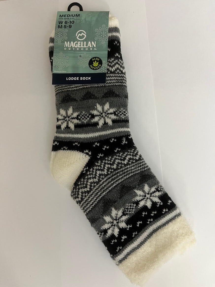 Magellan Outdoors Lodge Socks Aloe Infused Black/Gray Ultra Soft Medium ...
