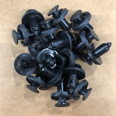 Set of 5: Bumper & Radiator Retainer Clips For Nissan #: 11296-AG000 ...