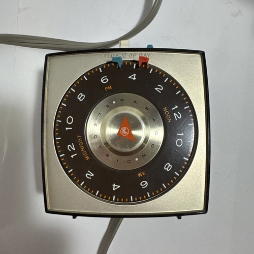 AMF PARAGON 24 HOUR TIMER MODEL APT 14 -0 ~ 7 Amps 840 Watts 1/4 HP ...