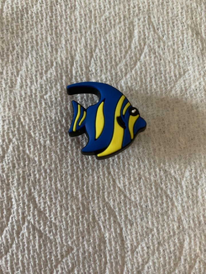 FISH JIBBITZ RAINBOW TROUT JIBBITZ SWORDFISH BLUE TANG JIBBITZ PIRANHA ...