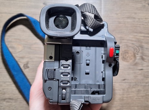 Sony Handycam CCD-TRV308 Hi-8 Analog Camcorder For Parts Or Repair No ...
