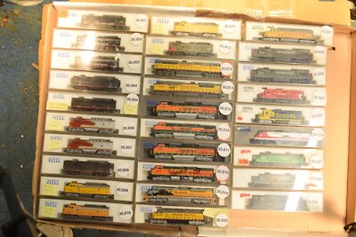 N Scale KATO ENGINE ES44 F3 F7 SP UP CP BNSF DRGW AMTK BN sold ...