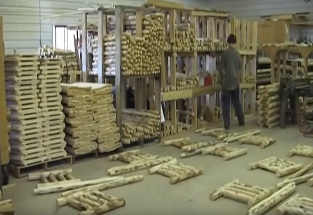 QUEEN Log Bed Amish Made Rustic Beds Montana Lodge Cabin Furniture | eBay