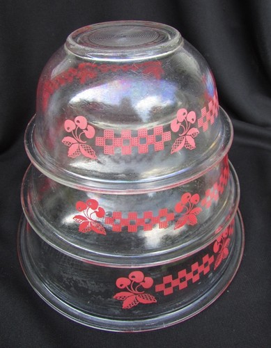 Pyrex cherries red checkerboard bowl set Corning #322 323 & 325 used | eBay