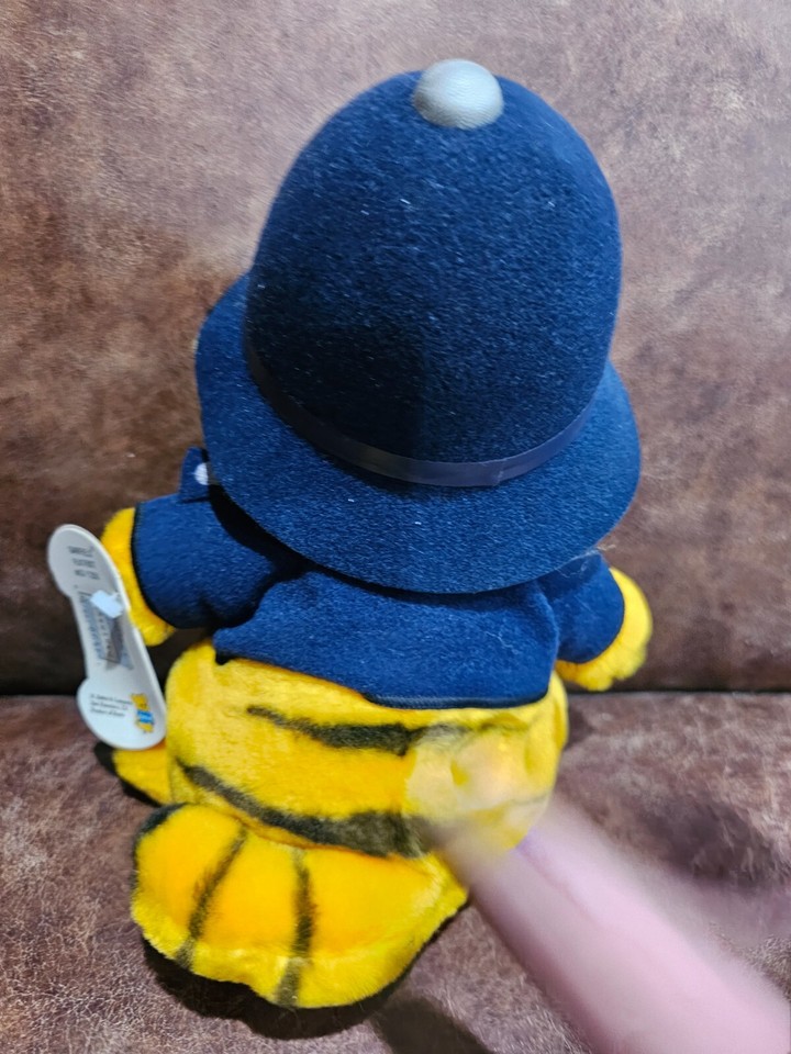 Vintage Garfield British Police Officer Bobby Plush 10" Jim Davis ...