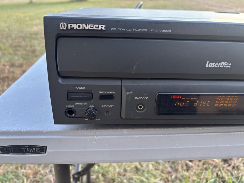 Vintage 1994, Pioneer CLD-V2600, LaserDisc LD CD CDV Player, PARTS or ...