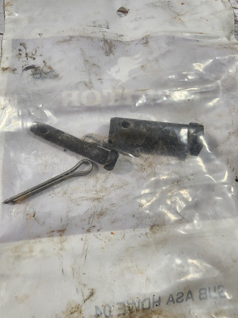 Meritor Clevis Hardware Sub ASA Hdwe 04 R810019 NOS 2 Sets for sale ...