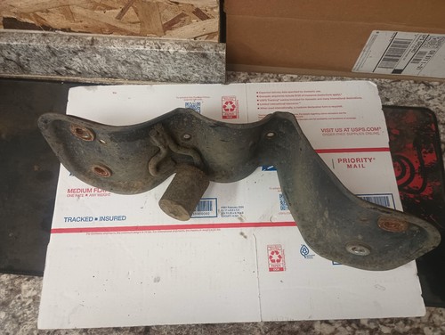 FORD ESCAPE REAR DRIVESHAFT DRIVE SHAFT PROPELLER SUPPORT BRACKET OEM ...