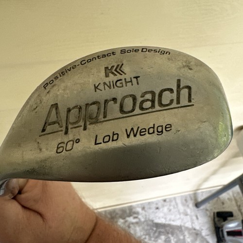 KNIGHT APPROACH WEDGE 60 DEGREE LOB WEDGE WITH A STEEL SHAFT 36" LEFT ...