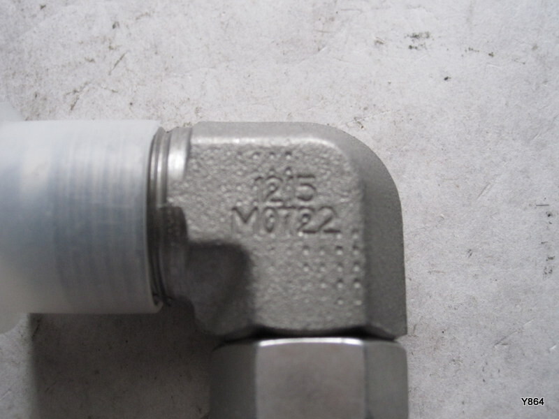 90 Degree Hydraulic Coupling Parker 1215 M0722 9/16" X 3/4" NPT | eBay