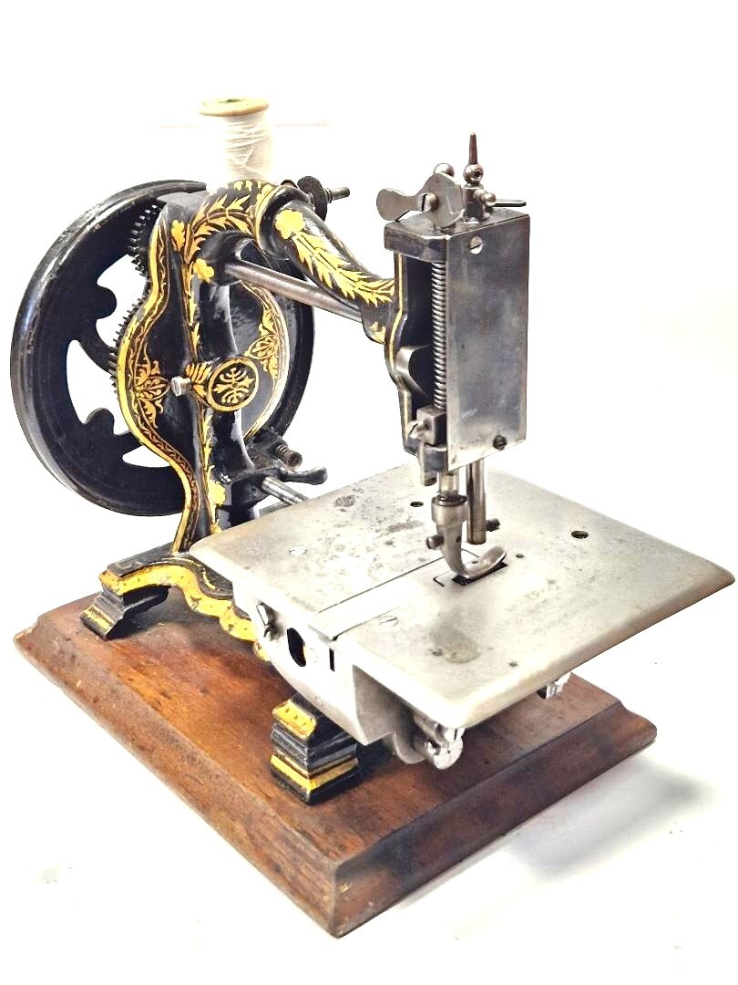Colonial Sewing Machine