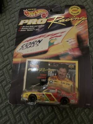 1997 HOT WHEELS PRO RACING KYLE PETTY HOT WHEELS PONTIAC #44 1/64 (T ...