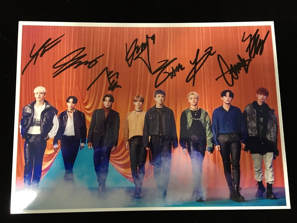 Signed ATEEZ Autographed Group Photo 5*7 K-POP Original 集体签名照 MAMA颁奖典礼 ...