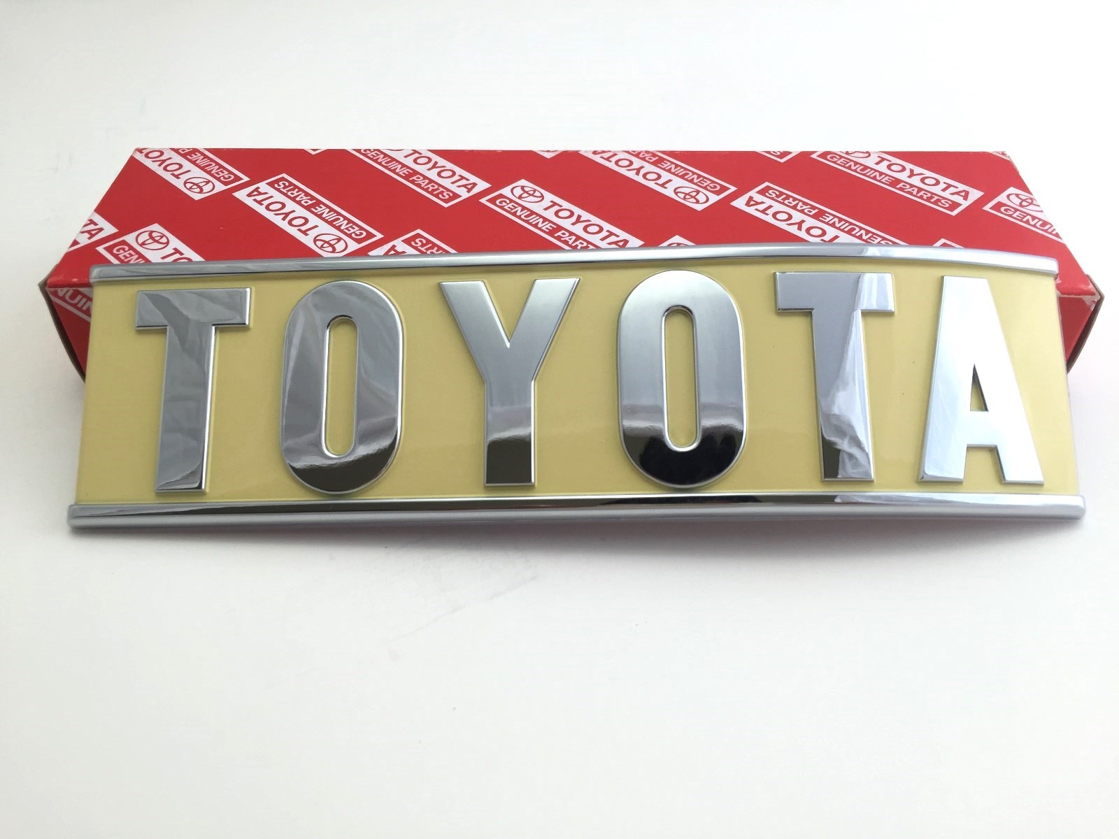Genuine OEM Toyota 1979-1984 FJ40 BJ40 Land Cruiser Rear Emblem Name ...