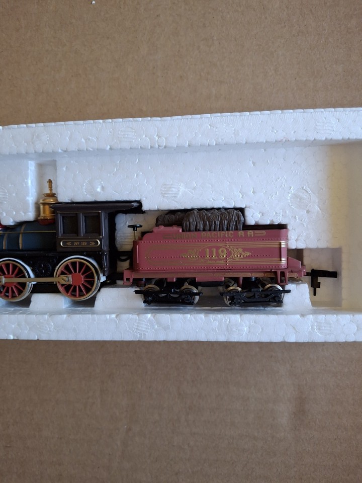 Bachmann HO Union Pacific 4-4-0 #119 Steam Locomotive And Tender 51001 ...