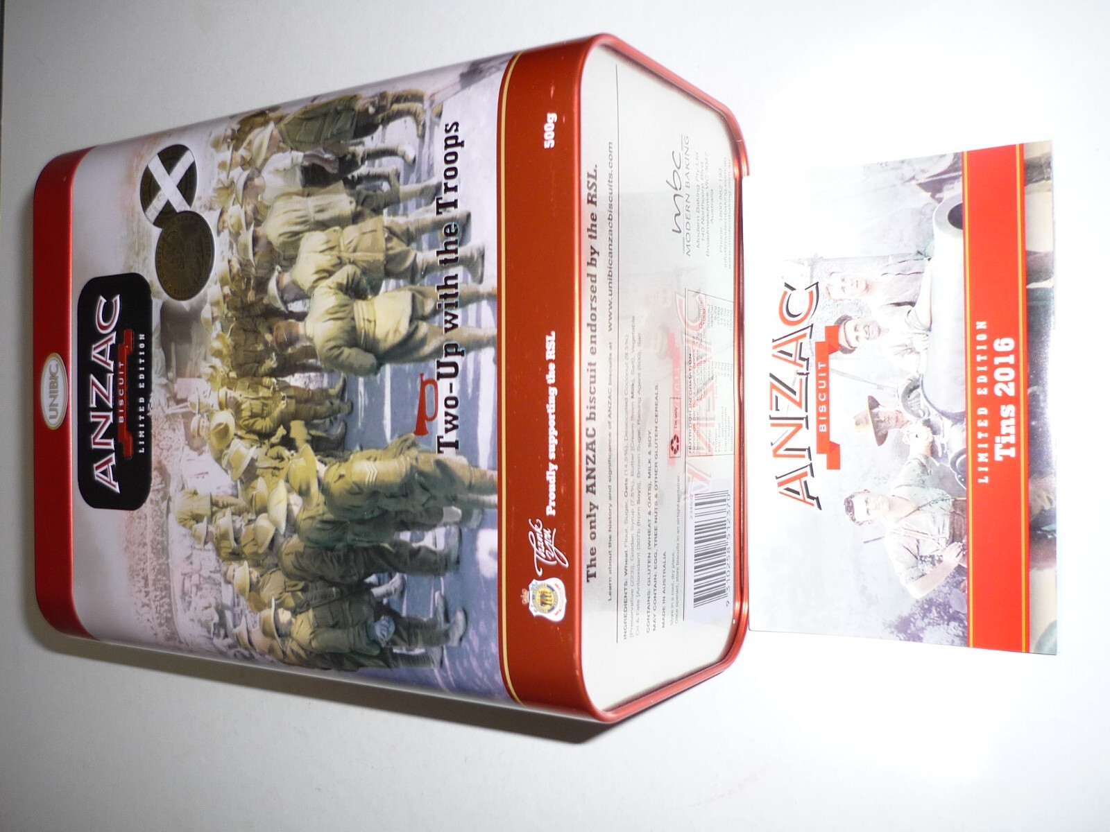 ANZAC UNIBIC - ANZAC 2016 BISCUIT TIN / POSTCARDS - TWO-UP WITH THE ...