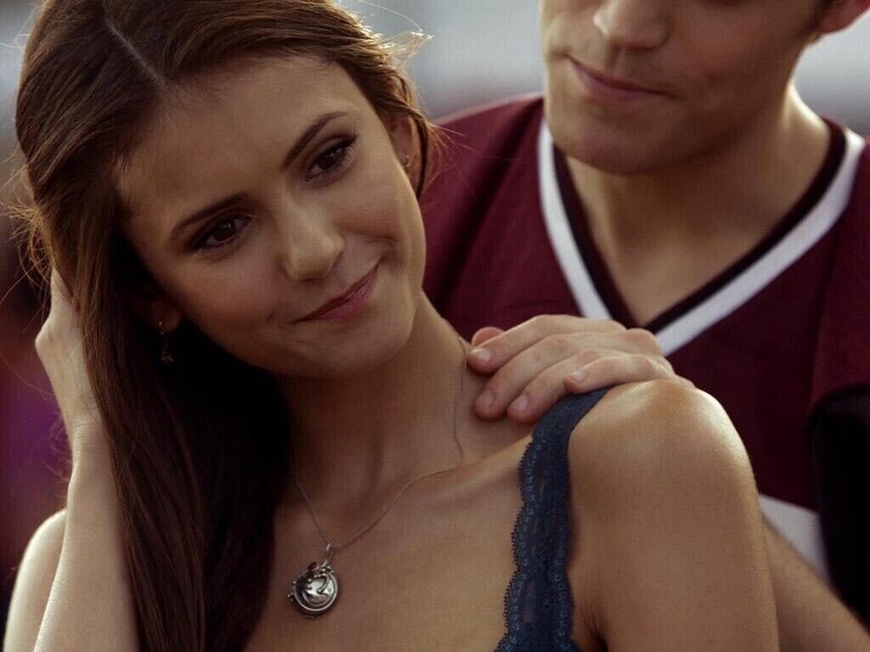 The Vampire Diaries Elena Gilbert Locket Keychain ♡ Stefan Damon Love ...