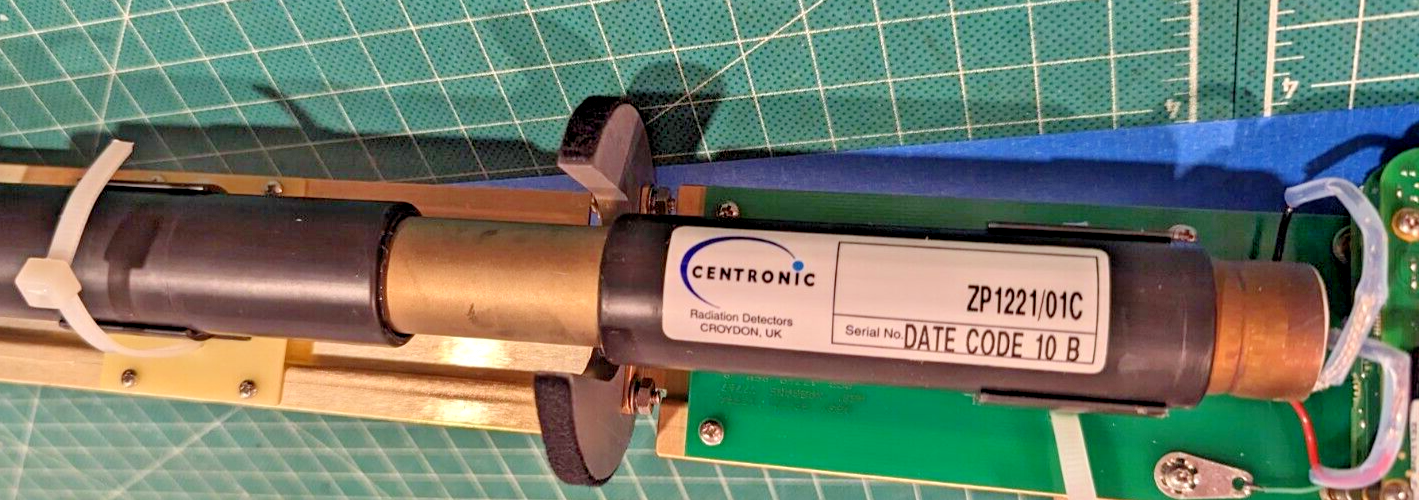 GIANT Canberra GP-110i Gamma Detector Model 47995 With Centronic Geiger ...