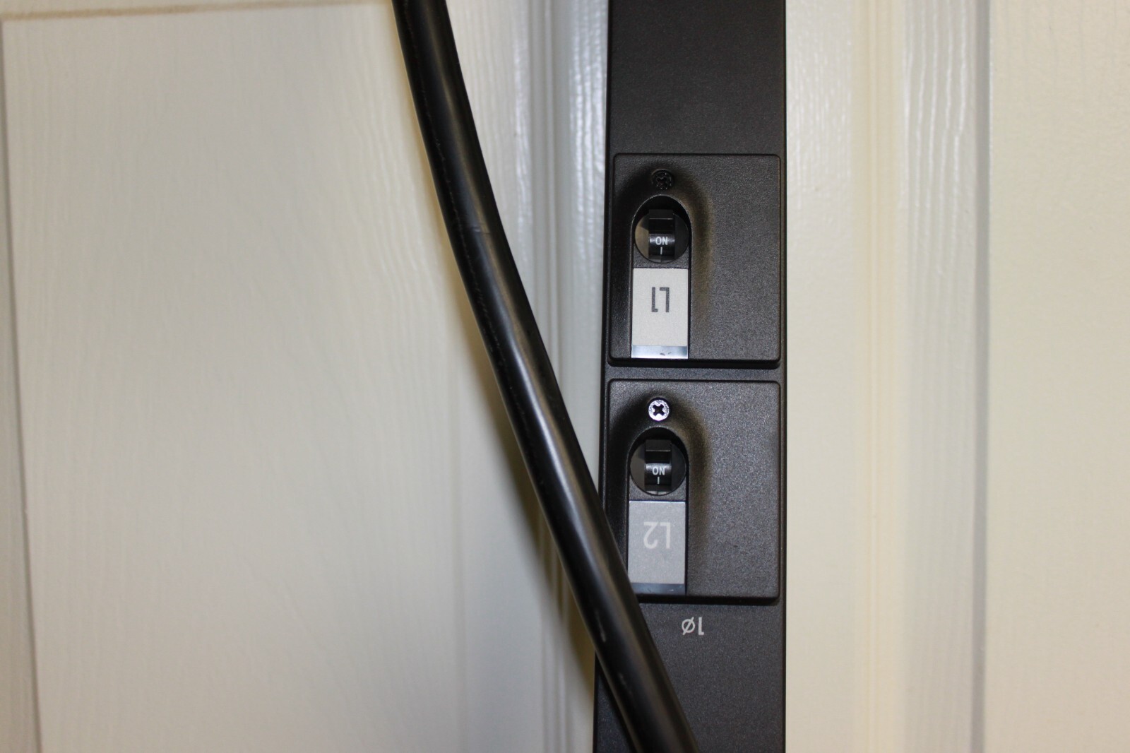 HP HSTNR-P049-2 208V 30A NA/JP maPDU PN 767160-003 | eBay