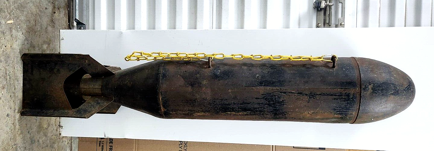 World War II Practice Inert BOMB 47½" & Metal Chain NO EXPLOSIVES 1944 ...