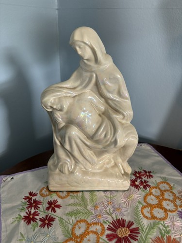 Vintage Michelangelo La Pieta Iridescent White Ceramic Statue ~ 11 ...