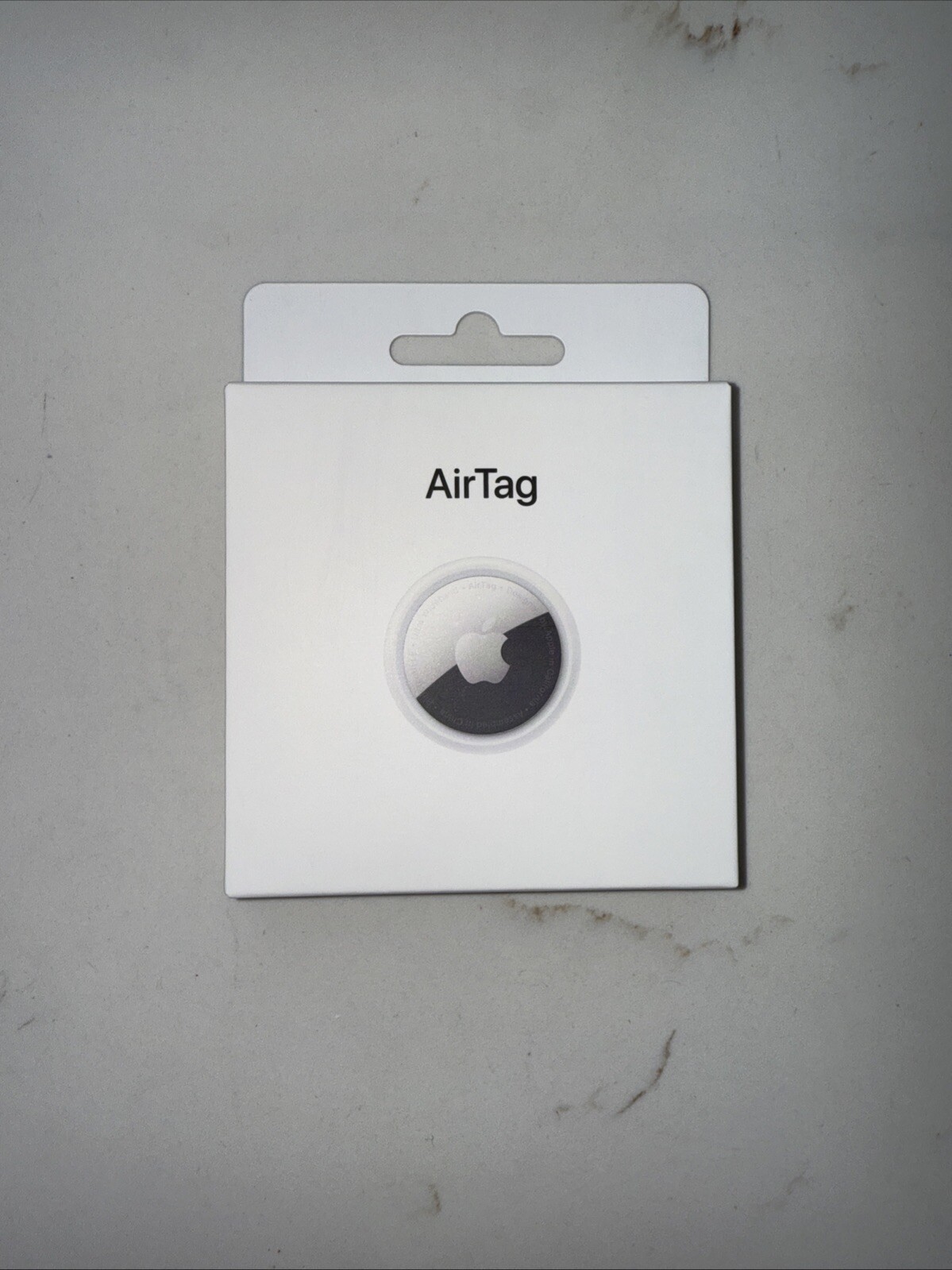 New Apple AirTag - White, 1-Pack