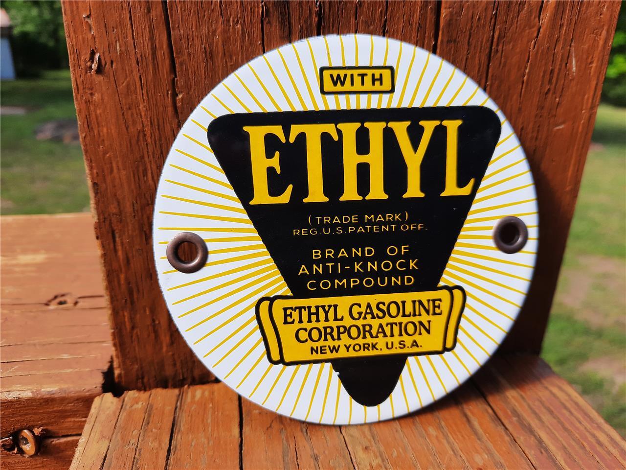 PORCELAIN ETHYL GASOLINE CORPORATION NEW YORK SIGN DOOR PUMP EMBLEM ...