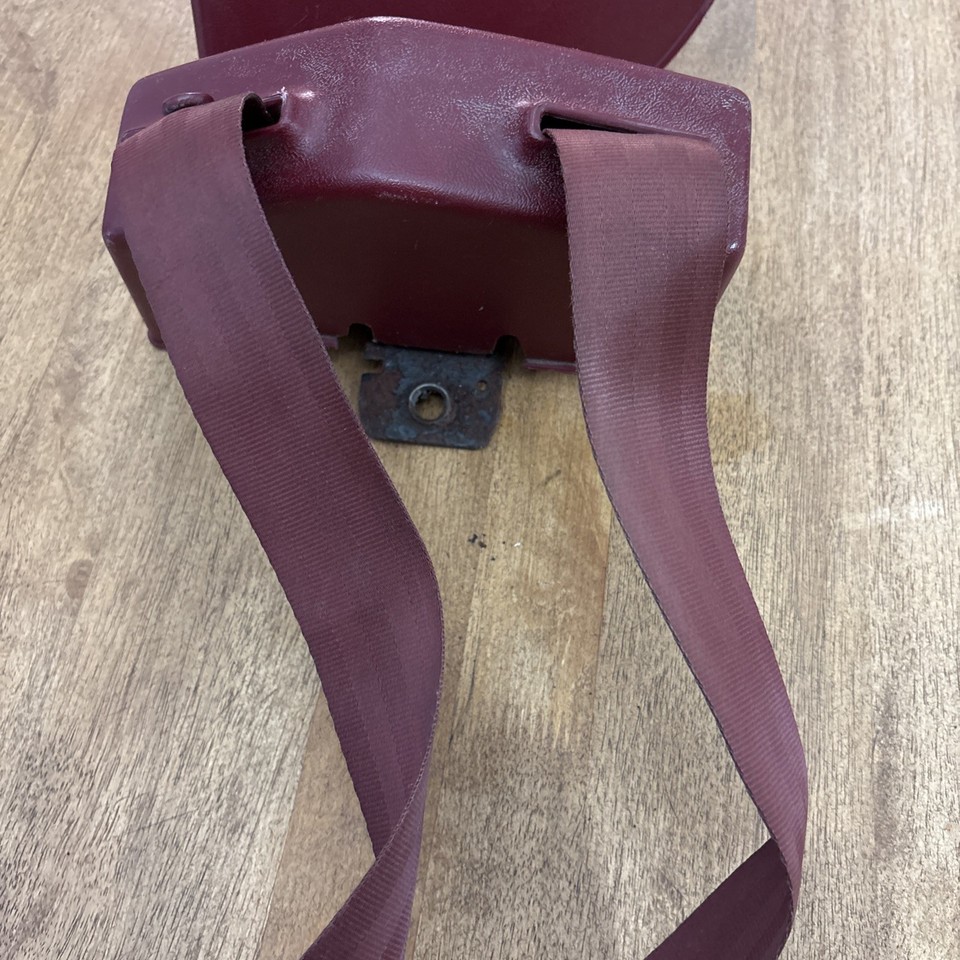 RED 88-98 OBS Chevy GMC Regular Cab LH RH Seat Belt Retractor Set Pair ...