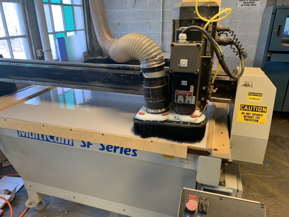 Multicam Router 4x8 table with table vacuum, rebuilt 7hp spindle, more ...