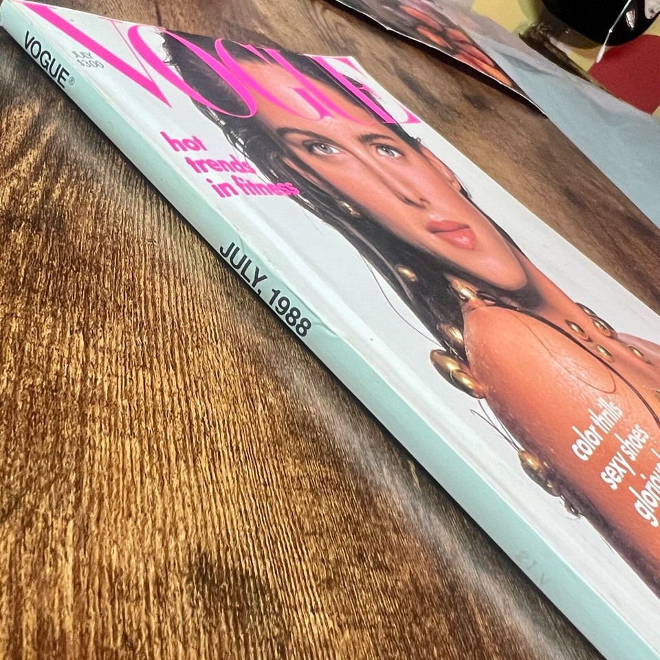 Vintage Vogue 80s July 1988 Magazine SUSAN MINER Photography BY RICHARD ...