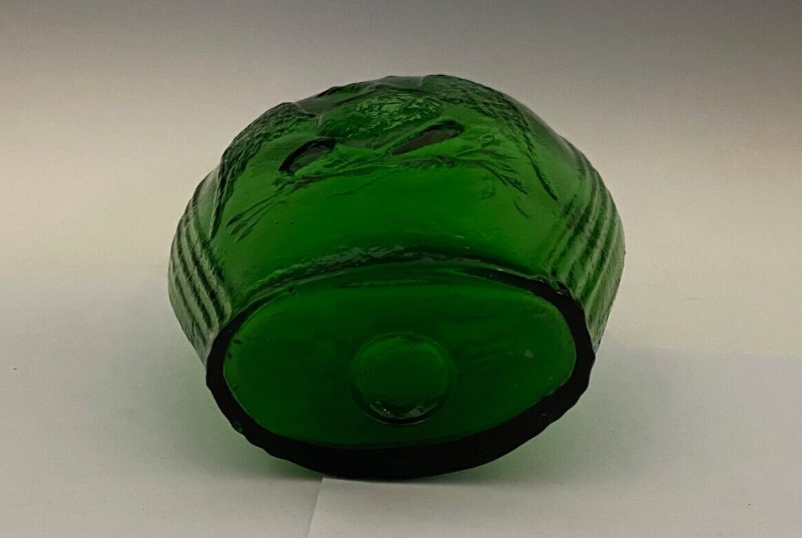 Vintage Clevenger Bros. NJ Green Glass Eagle Grapes Quart Size Bottle ...