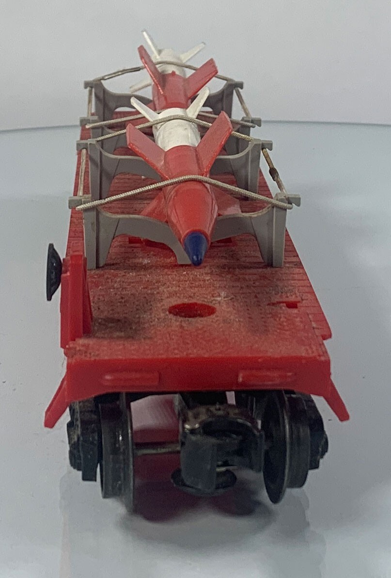 LIONEL O GAUGE 1959-1960 Postwar 6823 Flat Car Missile Orig Box VERY ...