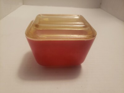 PYREX VINTAGE 0501 RED REFRIGERATOR DISH WITH LID 501 look | eBay