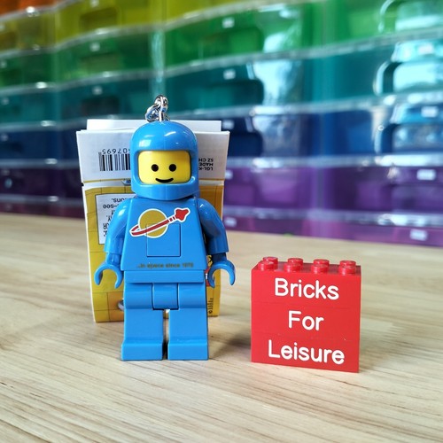 LEGO Blue Spaceman Minifigure Large LED lite Key ring Chain Light Torch ...