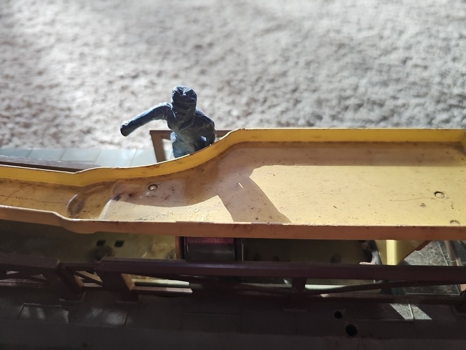 Vintage Lionel No. 362 Operating Barrel Loader for O Guage with ...