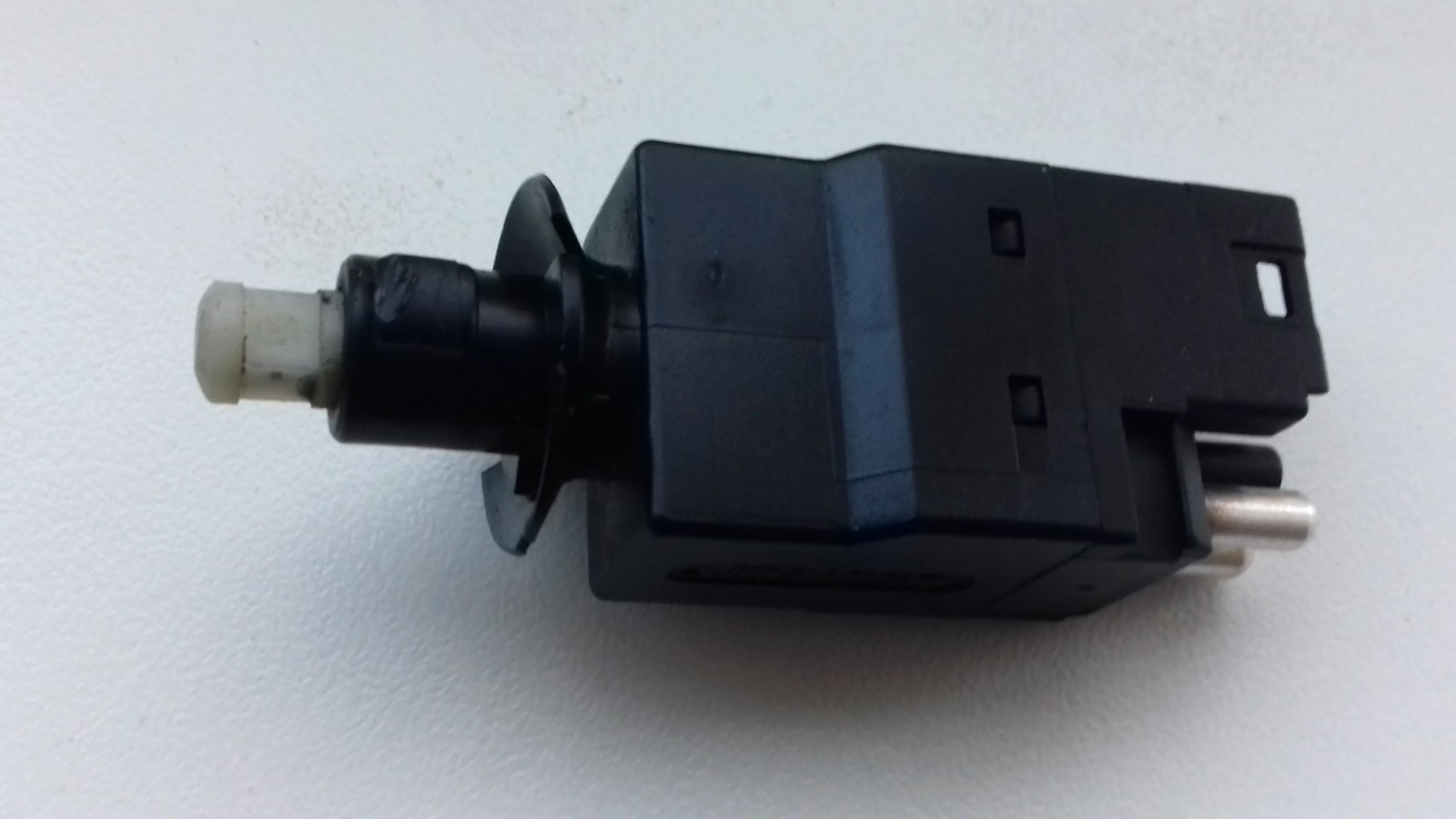 MERCEDES BRAKE PEDAL STOP LIGHT SWITCH 0015450109 | eBay