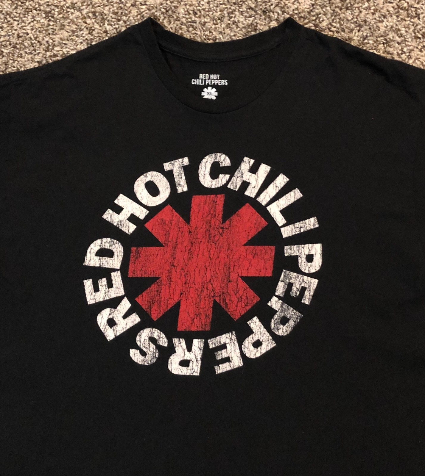 Red Hot Chili Peppers Official Logo Men's Black T-Shi… - Gem