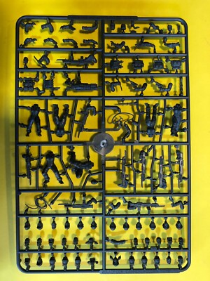 CANNON FODDER 2 SPRUE - FEMALES - WARGAMES ATLANTIC - DEATH FIELDS ...