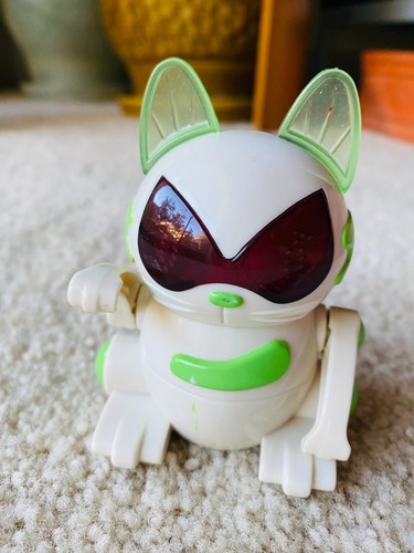 Sega Tiger Electronics RoBo Chi Pets Meow Chi McDonald's 2000 Happy ...