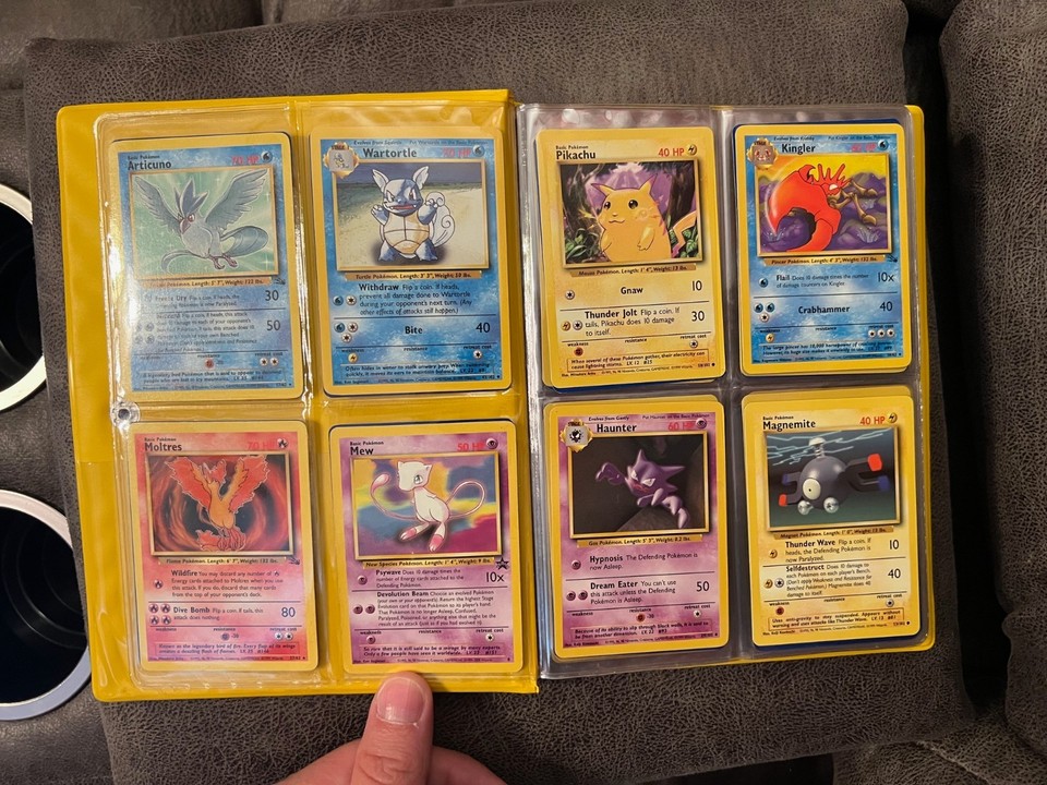 Vintage 1999 Bulbasaur Binder + WOTC Pokemon Cards Collection Lot Base ...